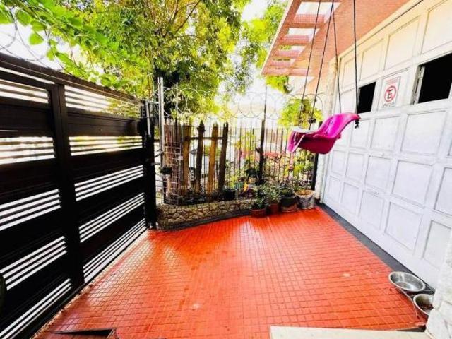 Sobrado charmoso e versátil com 3 dormitórios na Vila Matias