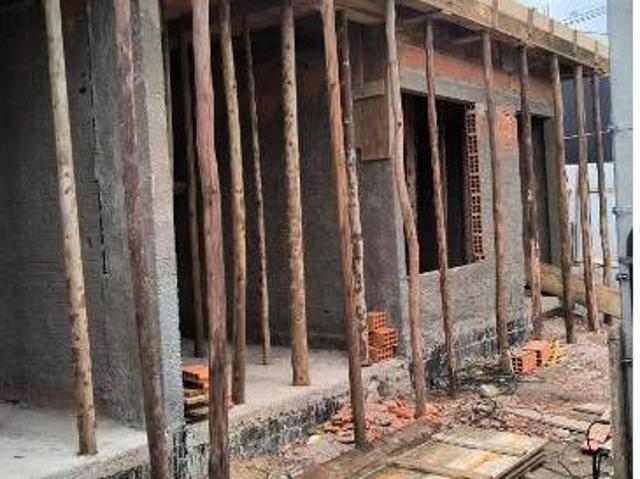 Sobrado cic/Fazendinha 92m2 3 quatos duas vagas Desc Novo