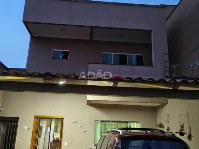 SOBRADO CIDADE JARDIM Casa de Rua com 3 Quarto s por R$ 900000.00 no setor Cidade Jardim IN34663