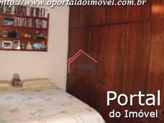 casa à venda em Osasco SP, bairro Cipava: 4 quartos, 2 suítes, 2 salas, 3 banheiros, 2 vagas, 150m²