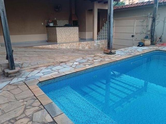 Sobrado co Piscina e 02 Suítes Parque Bandeirantes Ribeirão Preto