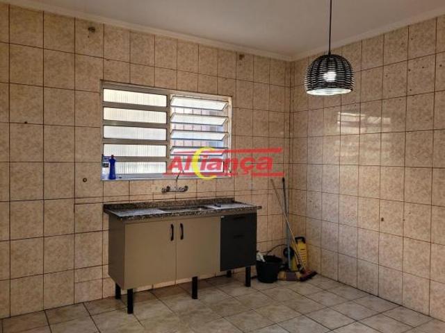 Sobrado co 03 dormitórios e com Piscina