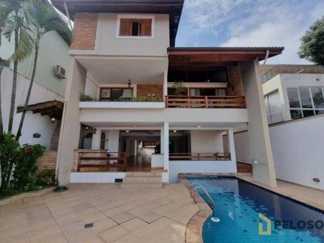 Sobrado com 470m² | 4 dormitórios | 3 suítes | 7 vagas | Barro Branco Zona Norte São Paulo/SP