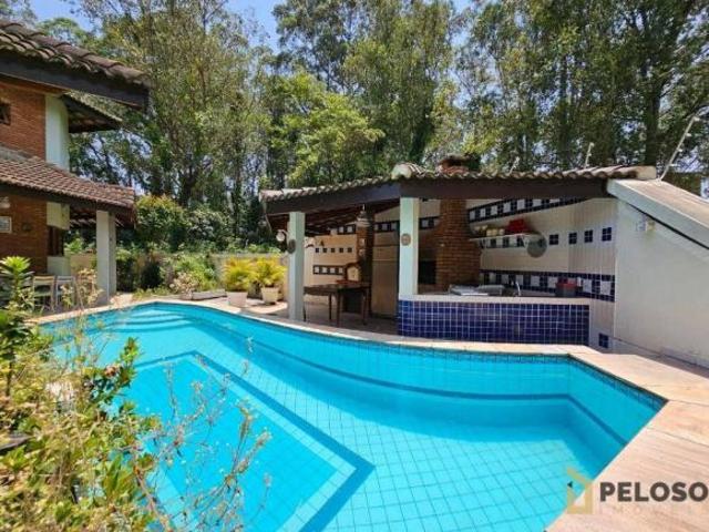 Sobrado com 490m² | piscina | 4 suítes | 8 vagas | Barro Branco Zona Norte São Paulo/SP