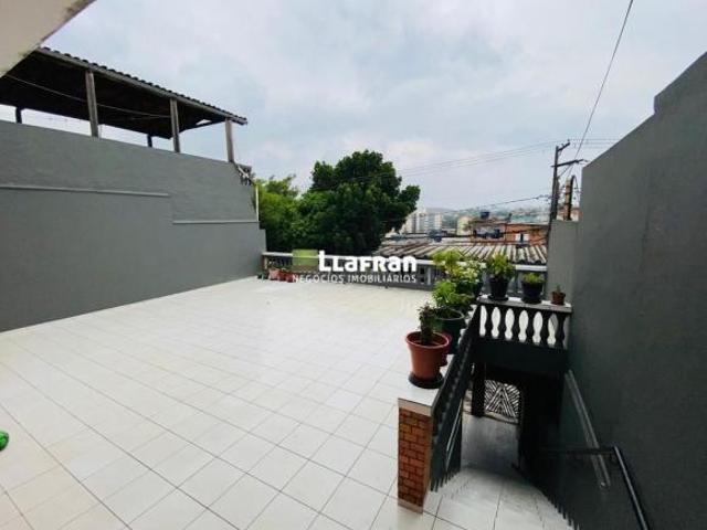 Sobrado com 4 casas Jardim São Jorge