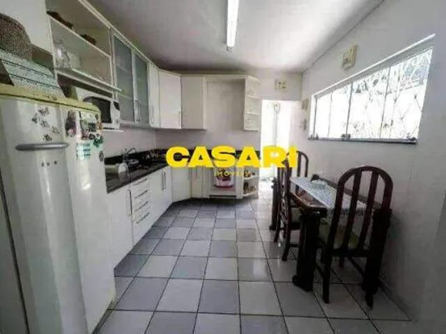 Sobrado com 4 dormitórios para alugar, 168 m² Vila Assunção Santo André/SP