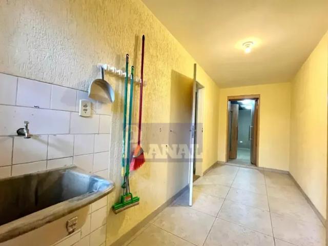 Sobrado com 4 dormitórios para alugar, 290 m² por R$ 6.350/mês Jabaquara São Paulo/SP