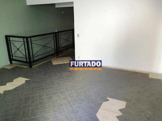 Sobrado com 4 dormitórios para alugar, 326 m² por R$ 10.331,26/mês Centro Santo André/SP
