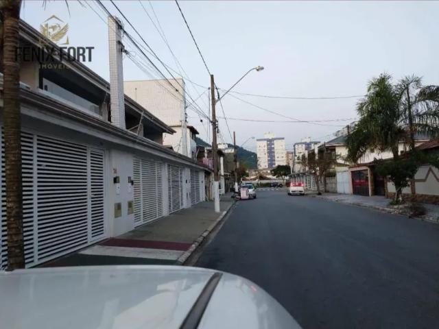 Sobrado com 4 dormitórios à venda, 172 m² por R$ 980.000,00 Boqueirão Praia Grande/SP