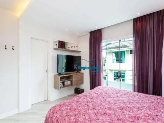 Sobrado com 4 dormitórios à venda, 174 m² por R$ 1.290.000,00 Portão Curitiba/PR