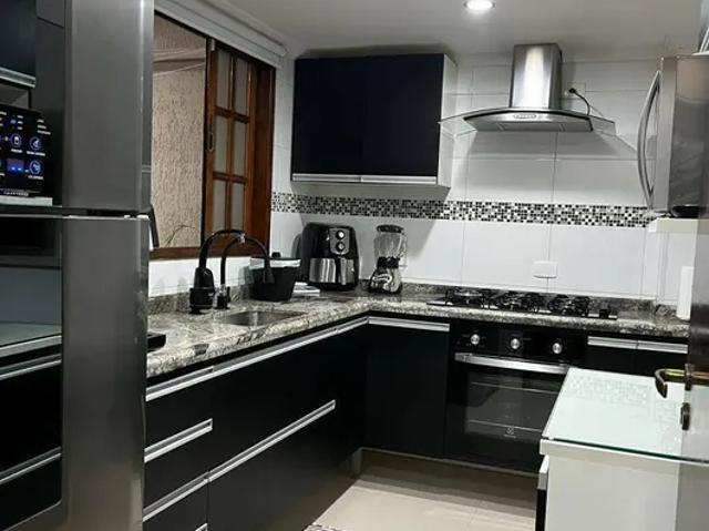 Sobrado com 4 dormitórios à venda, 180 m² por R$ 790.000,00 Recanto Monte Alegre São Paulo/SP