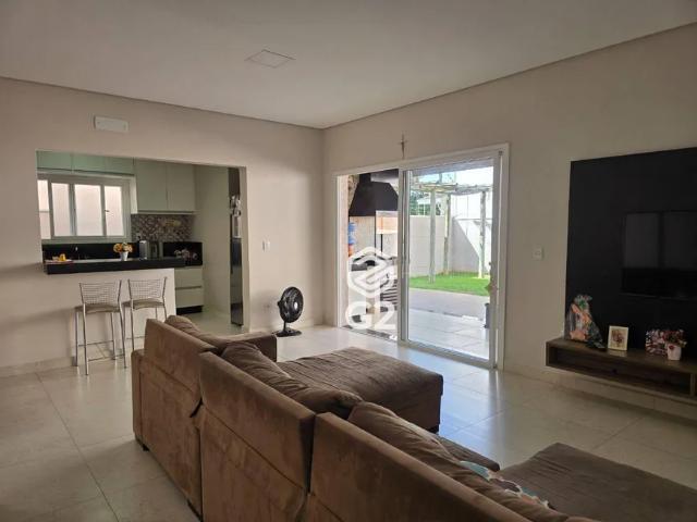 Sobrado com 4 dormitórios à venda, 272 m² por R$ 1.600.000,00 Condomínio Panorama Residence Inda