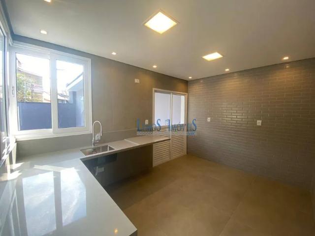 Sobrado com 4 dormitórios à venda, 280 m² por R$ 2.500.000,00 Dos Casa São Bernardo do Campo/SP