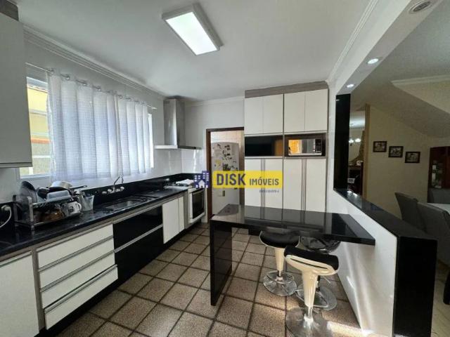 Sobrado com 4 dormitórios à venda, 206 m² por R$ 950.000,00 Conjunto Habitacional Franchini São