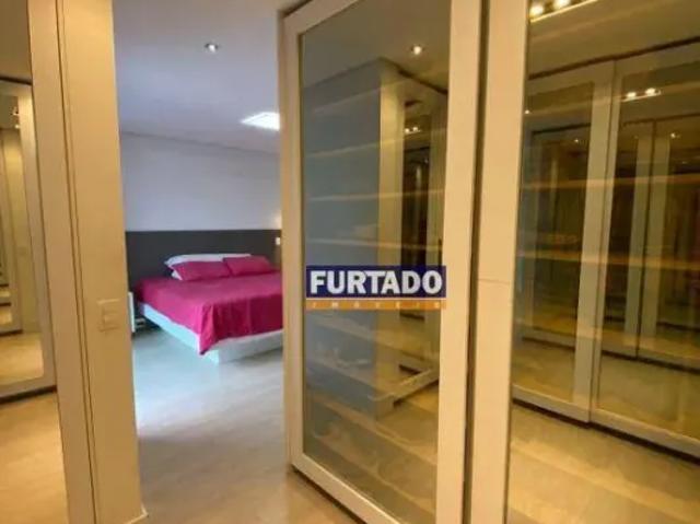 Sobrado com 4 dormitórios à venda, 357 m² por R$ 1.300.000,00 Vila Vitória Santo André/SP