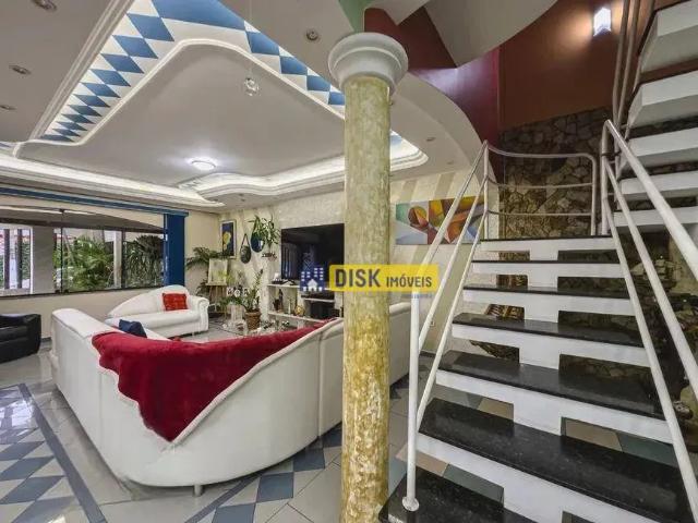 Sobrado com 4 dormitórios à venda, 325 m² por R$ 848.000,00 Alves Dias São Bernardo do Campo/SP