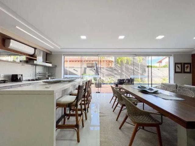 Sobrado com 4 dormitórios à venda, 554 m² por R$ 6.500.000,00 Parque Residencial Damha I São Jos