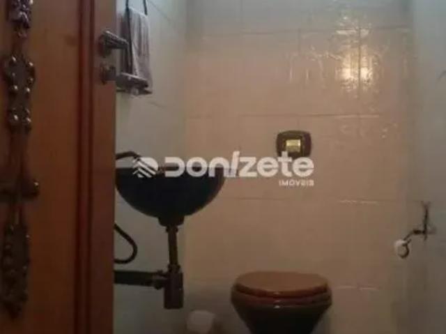 Sobrado Residencial 4 suítes com 8 vagas no Campestre, Santo André – Financia e aceita permuta