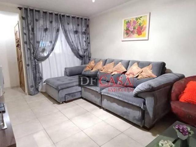 Sobrado com 4 dormitórios à venda, 108 m² por R$ 690.000,00 Itaquera São Paulo/SP