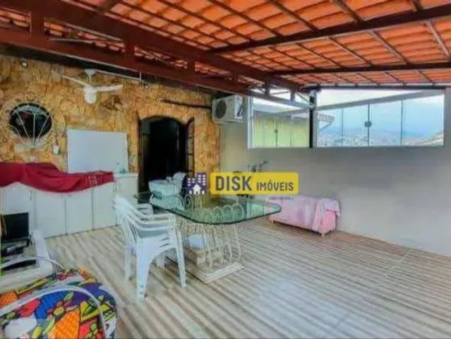Sobrado com 4 dormitórios à venda, 110 m² por R$ 710.000,00 Nova Petrópolis São Bernardo do Camp
