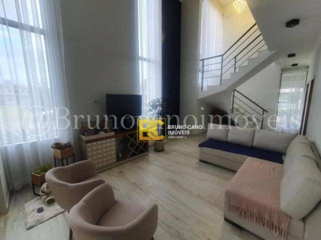 Sobrado com 4 dormitórios à venda, 126 m² por R$ 2.000.000,00 Bougainvillee Residencial IV Peruí