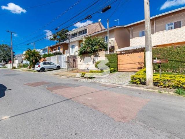 Sobrado com 4 dormitórios à venda, 122 m² por R$ 659.000,00 Uberaba Curitiba/PR