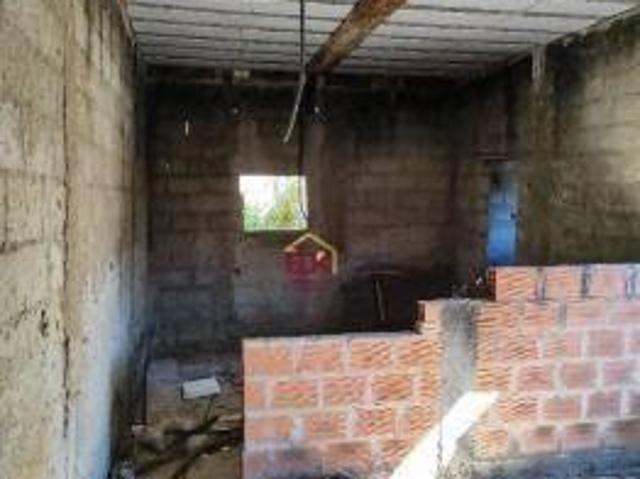 Sobrado com 4 dormitórios à venda, 135 m² por R$ 150.000,00 São Gonçalo Taubaté/SP