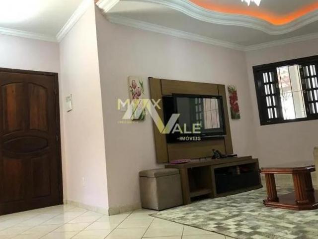 Sobrado com 4 dormitórios à venda, 131 m² por R$ 750.000 Villa Branca Jacareí/SP