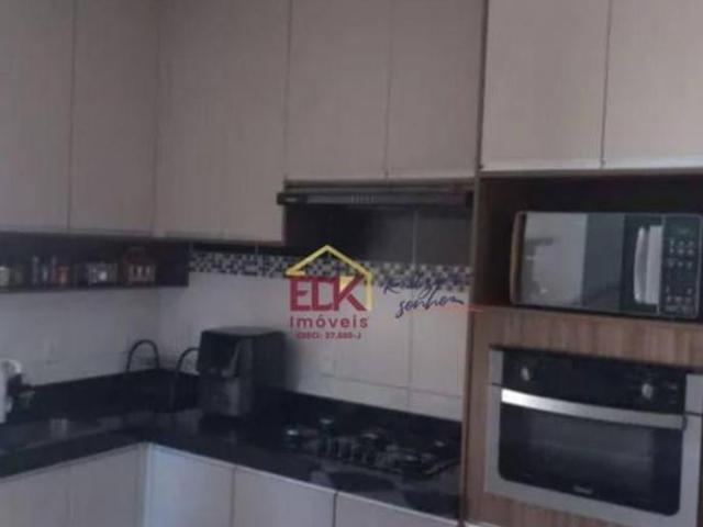 Sobrado com 4 dormitórios à venda, 144 m² por R$ 784.000 Esplanada Independência Taubaté/SP