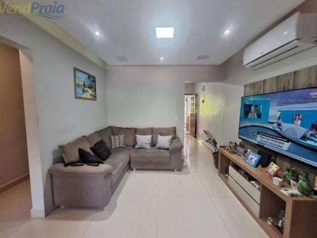 Sobrado com 4 dormitórios à venda, 147 m² por R$ 980.000,00 São Francisco São Sebastião/SP