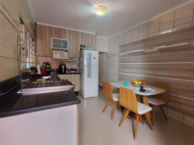 Sobrado com 4 dormitórios à venda, 140 m² por R$ 530.000,00 Itaquera São Paulo/SP