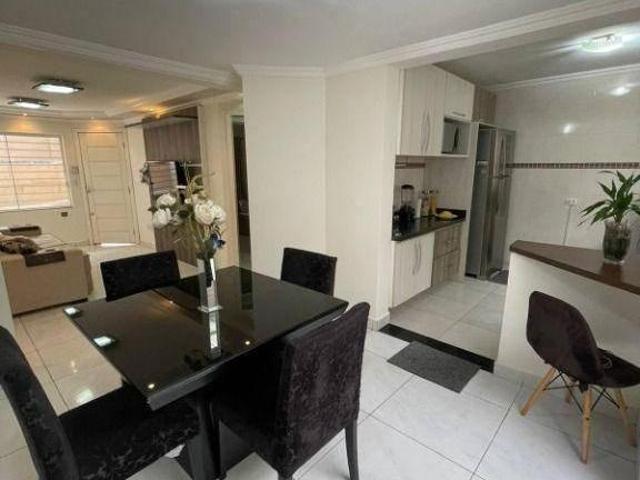 Sobrado com 4 dormitórios à venda, 140 m² por R$ 720.000,00 Xaxim Curitiba/PR