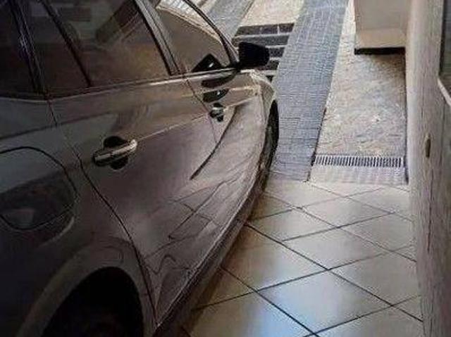 Sobrado com 4 dormitórios à venda, 140 m² por R$ 860.000 Vila Scarpelli Santo André/SP