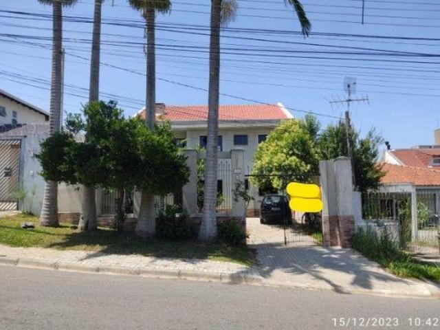 Sobrado com 4 dormitórios à venda, 155 m² por R$ 770.000,00 Portão Curitiba/PR