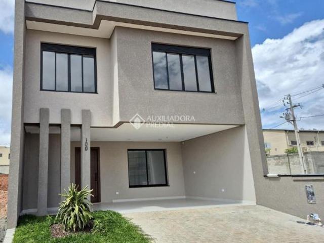Sobrado com 4 dormitórios à venda, 156 m² por R$ 899.000,00 Costeira São José dos Pinhais/PR