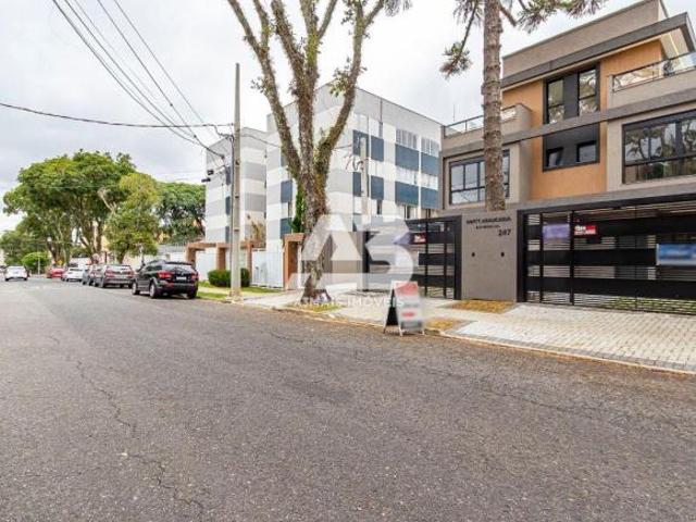 Sobrado com 4 dormitórios à venda, 150 m² por R$ 1.320.000,00 Água Verde Curitiba/PR
