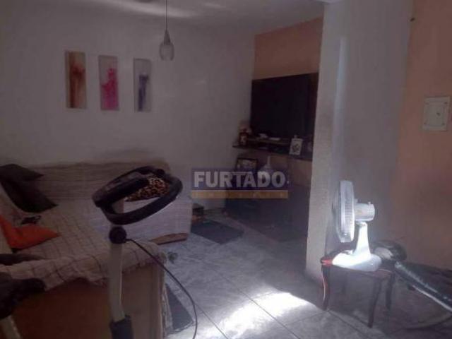Sobrado com 4 dormitórios à venda, 150 m² por R$ 380.000,00 Vila Suíça Santo