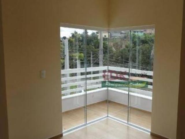 Sobrado com 4 dormitórios à venda, 150 m² por R$ 721.000,00 Centro Cachoeira Paulista/SP
