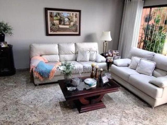 Sobrado com 4 dormitórios à venda, 164 m² por R$ 860.000,00 Utinga Santo André/SP