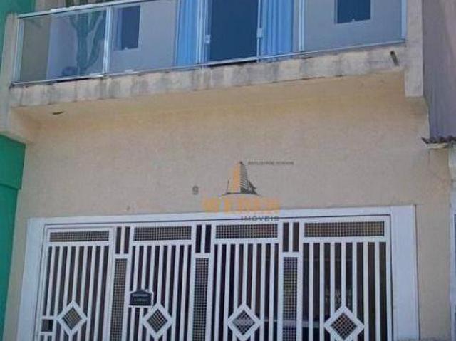 Sobrado com 4 dormitórios à venda, 160 m² por R$ 680.000,00 Vila Santa Rosa Jandira/SP