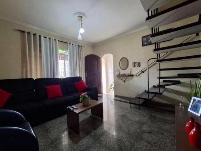 Sobrado com 4 dormitórios à venda, 160 m² por R$ 799.000 Chácara Mafalda São Paulo/SP