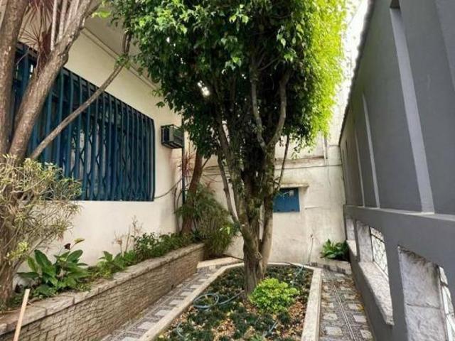Sobrado com 4 dormitórios à venda, 160 m² por R$ 950.000 Centro Mogi das Cruzes/SP