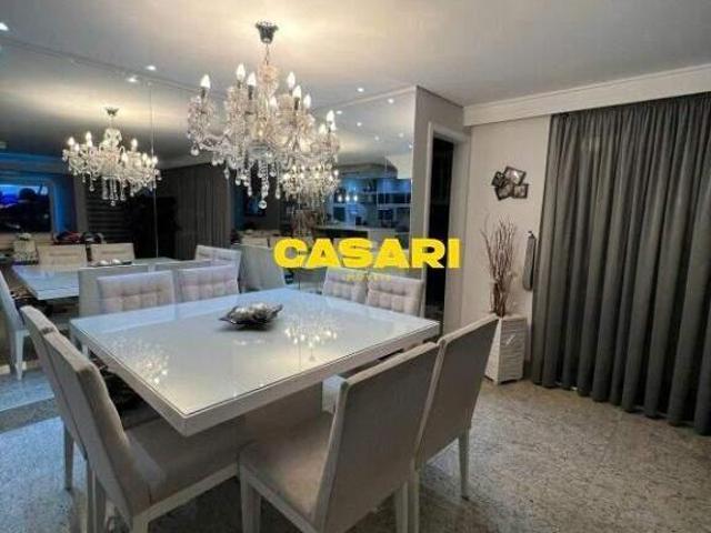 Sobrado com 4 dormitórios à venda, 174 m² Jardim Santo André/SP