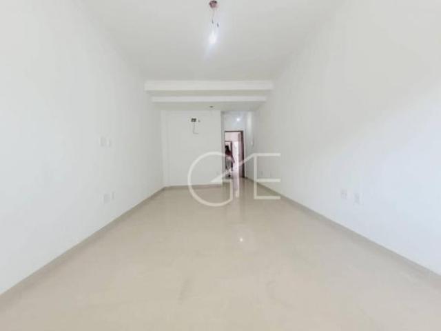 Sobrado com 4 dormitórios à venda, 170 m² por R$ 1.100.000,00 Marapé Santos/SP