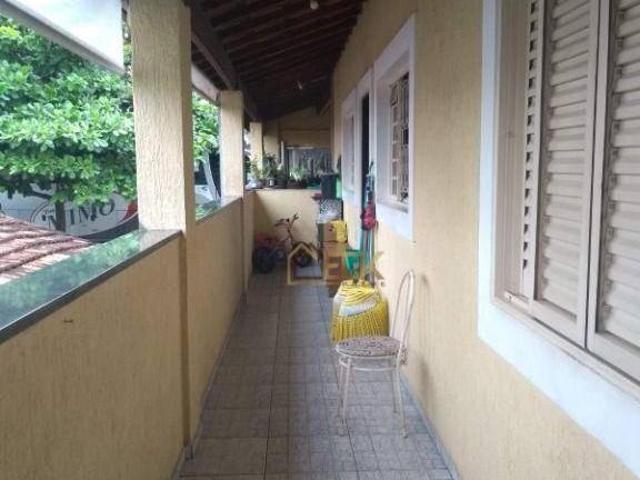 Sobrado com 4 dormitórios à venda, 187 m² por R$ 742.000 Jardim Satélite São José dos Campos/SP