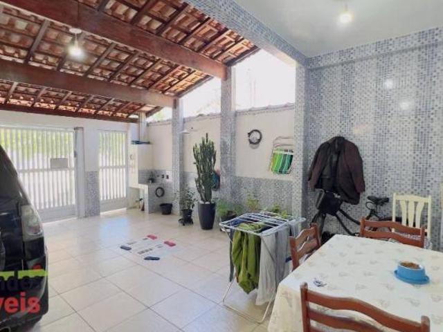 Sobrado com 4 dormitórios à venda, 189 m² por R$ 990.000 Canto do Forte Praia Grande SP