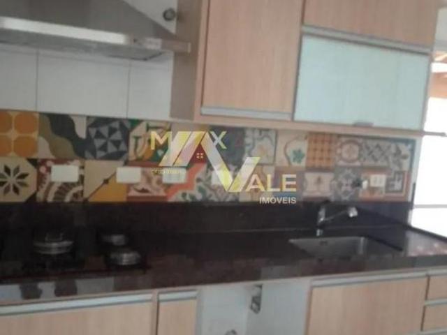 Sobrado com 4 dormitórios à venda, 180 m² por R$ 1.270.000 Villa Branca Jacareí/SP