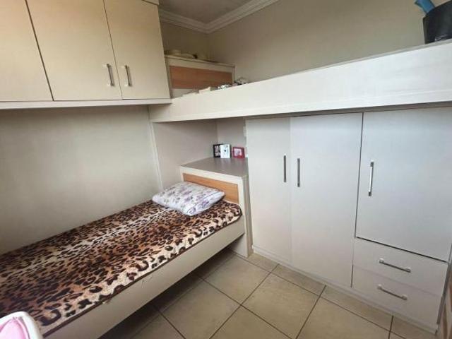 Sobrado com 4 dormitórios à venda, 180 m² por R$ 710.000,00 Jardim São Vicente Campo Largo/PR