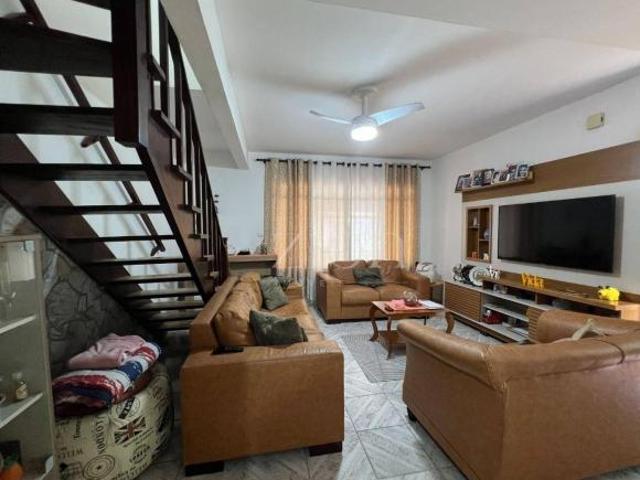 Sobrado com 4 dormitórios à venda, 180 m² por R$ 750.000 Socorro São Paulo/SP