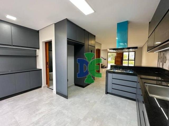 Sobrado com 4 dormitórios à venda, 182 m² por R$ 1.239.000,00 Jardim Jacinto Jacareí/SP